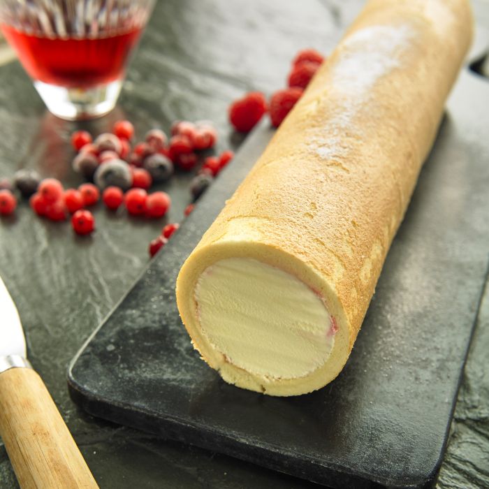 Cooldelight Desserts Vanilla & Raspberry Ripple Ice Cream Sponge Roll ...